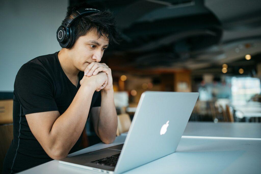 Student Broadband Deals: The Smart Guide to University Internet ...